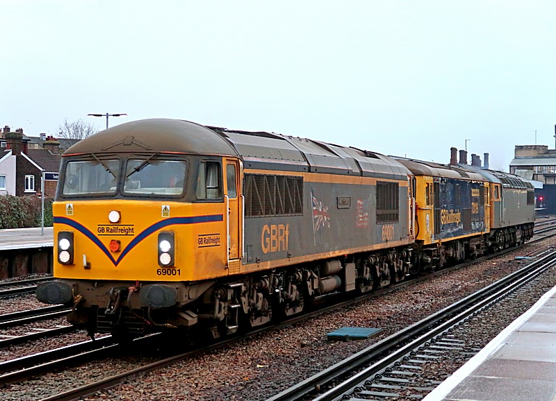 [wnxx] Pictures - 69001 73119 56081 Tonbridge 221222